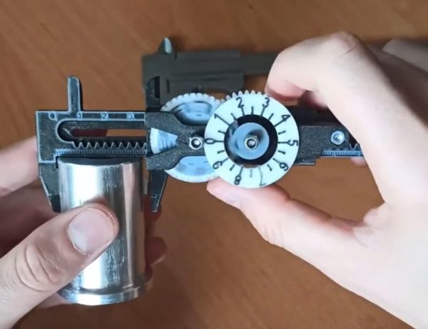 Design of the Week: Precision Caliper « Fabbaloo