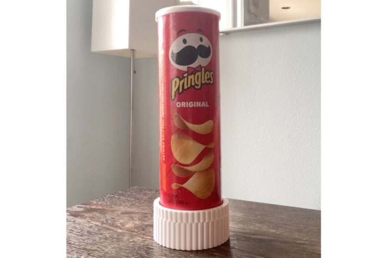 Design of the Week: Automated Pringles Can « Fabbaloo