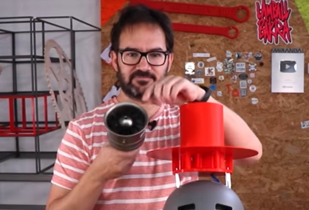 Design of the Week: Turbine Umbrella Hat « Fabbaloo