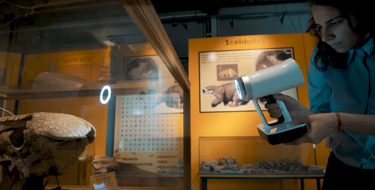 Can You 3D Scan Through Glass? Apparently You Can! « Fabbaloo