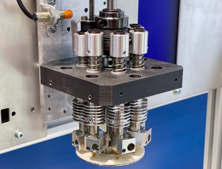 Revolutionary Six-Filament Extrusion Solution from Multec « Fabbaloo