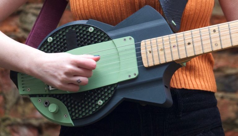 Design of the Week: 3D Printed Electric Guitar Kit « Fabbaloo