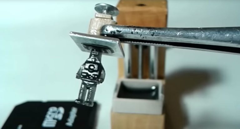 Tiny Yet Mighty: Introducing the Smallest Working 3D Printer « Fabbaloo