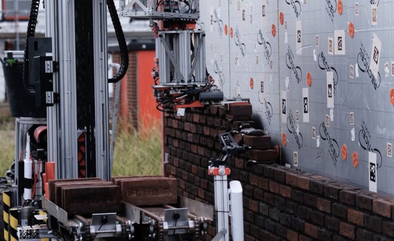 Monumental Revolutionizes Construction with Brick-Laying '3D Printer ...