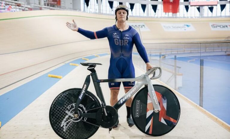 UK Track Cyclist Breaks 200m World Record with 3D Printed Bike « Fabbaloo