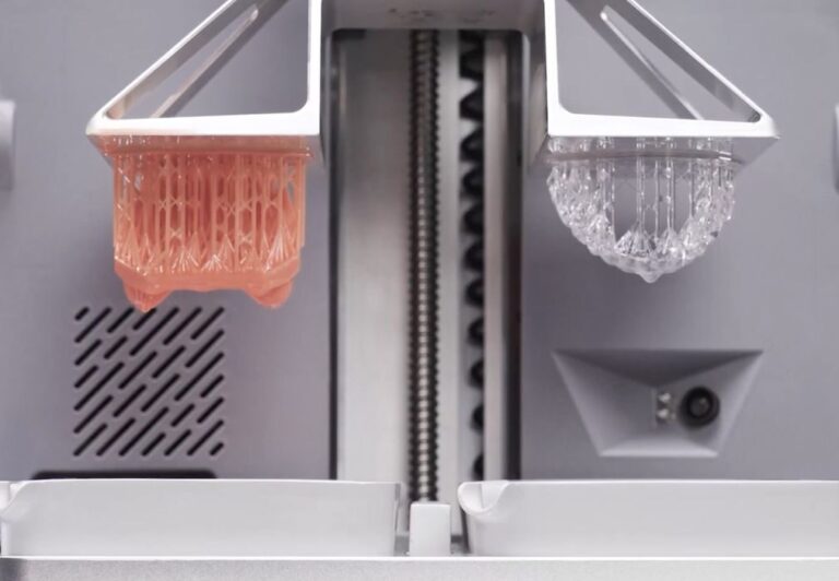 Anycubic's Photon P1, the First Dual-Vat Multicolor Desktop Resin 3D ...